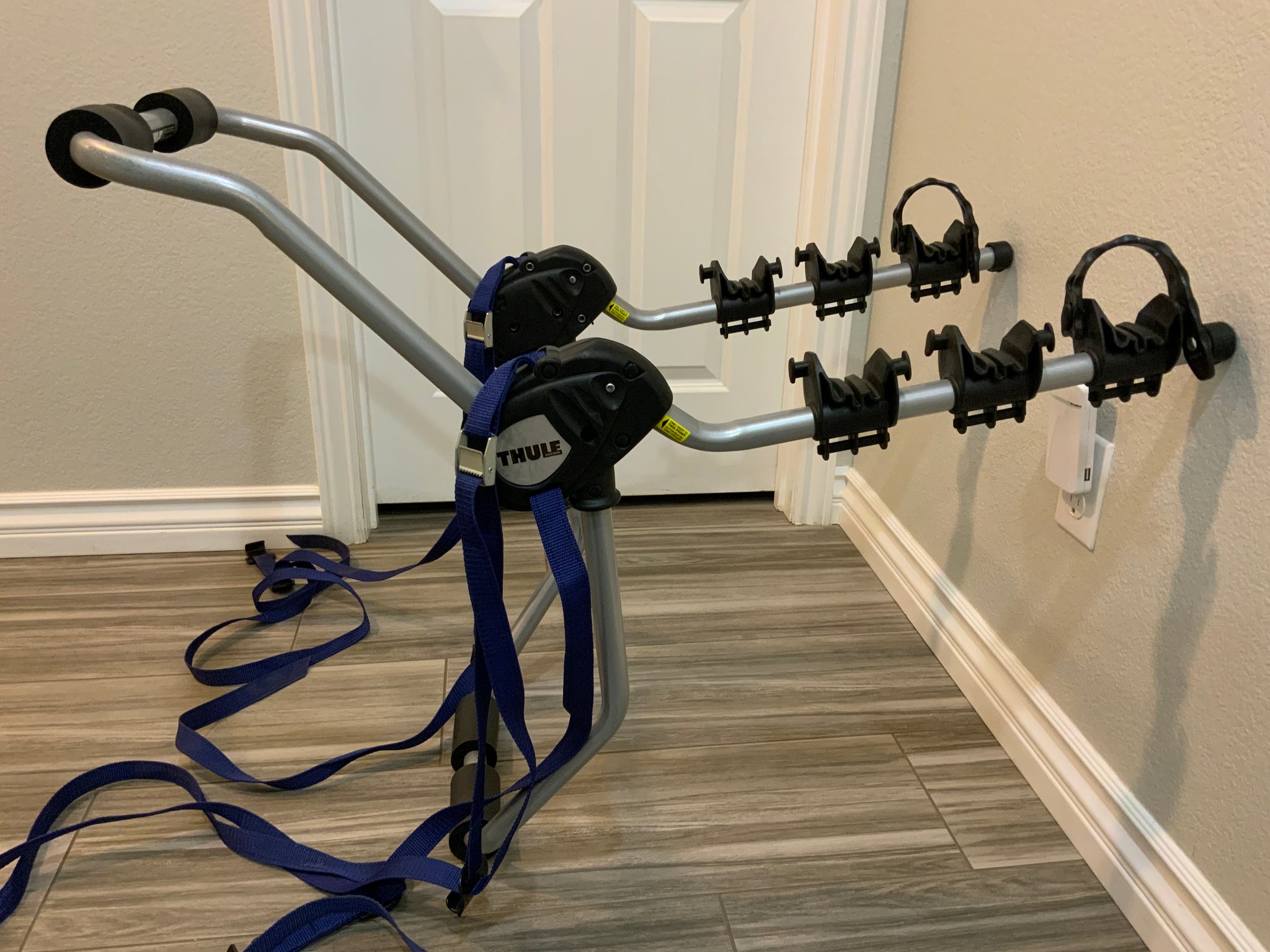 Thule venture 3 bike trunk vehicle rack RCLambros Supply